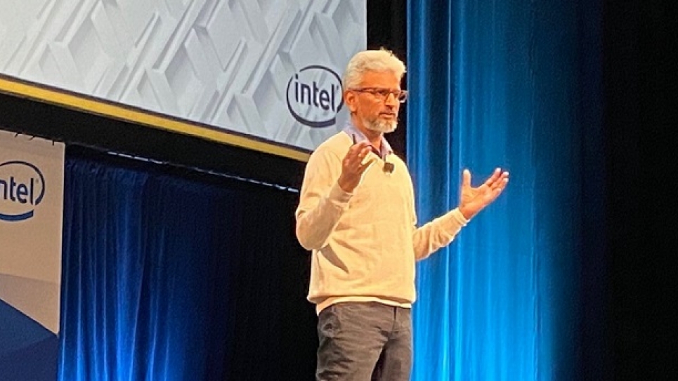Intel unveils new GPU architecture with high-performance computing and AI acceleration, and ...